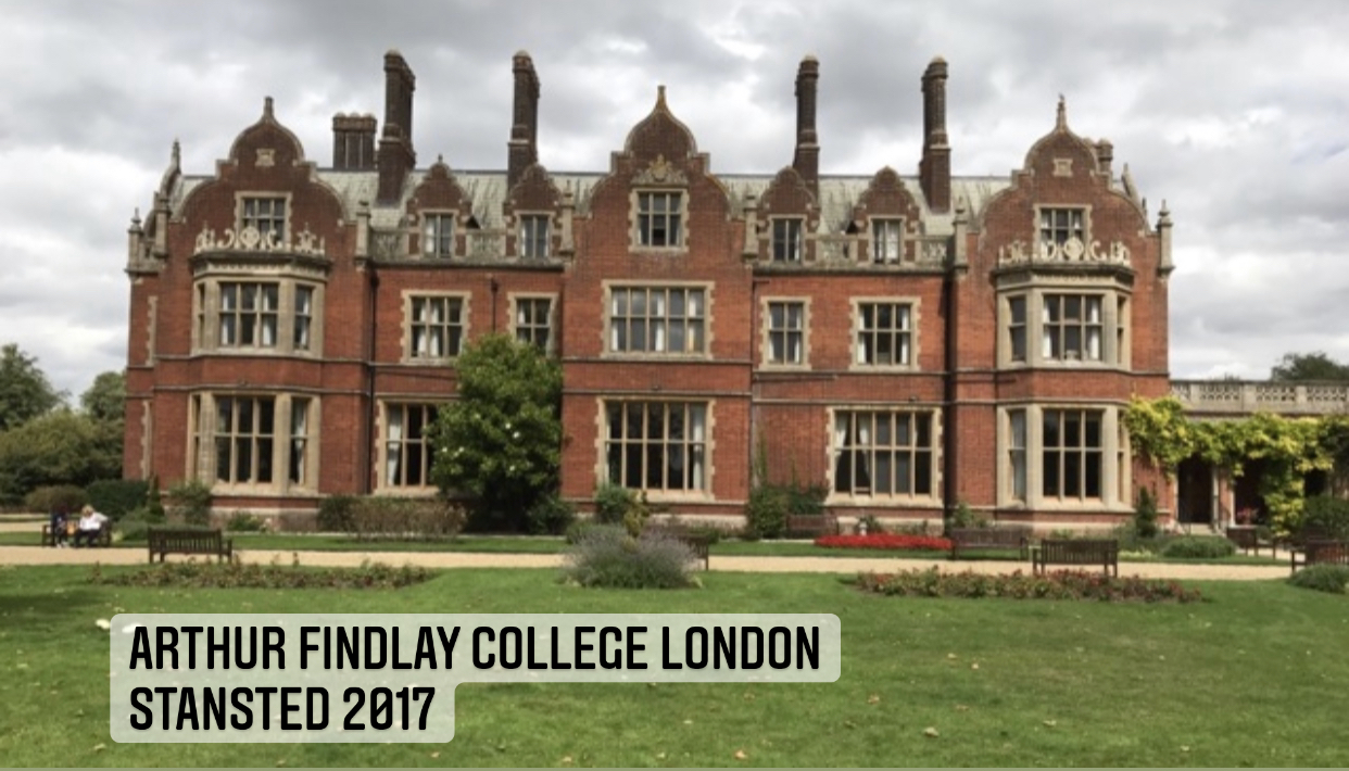 Was ist das bekannte Arthur Findlay College in England? - 💗💎Herzdiamant.de